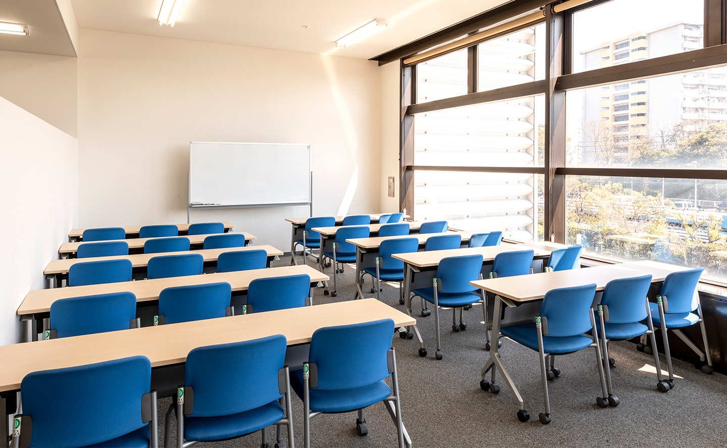 会議室｜展示場・会議室｜主催者の方へ | インテックス大阪